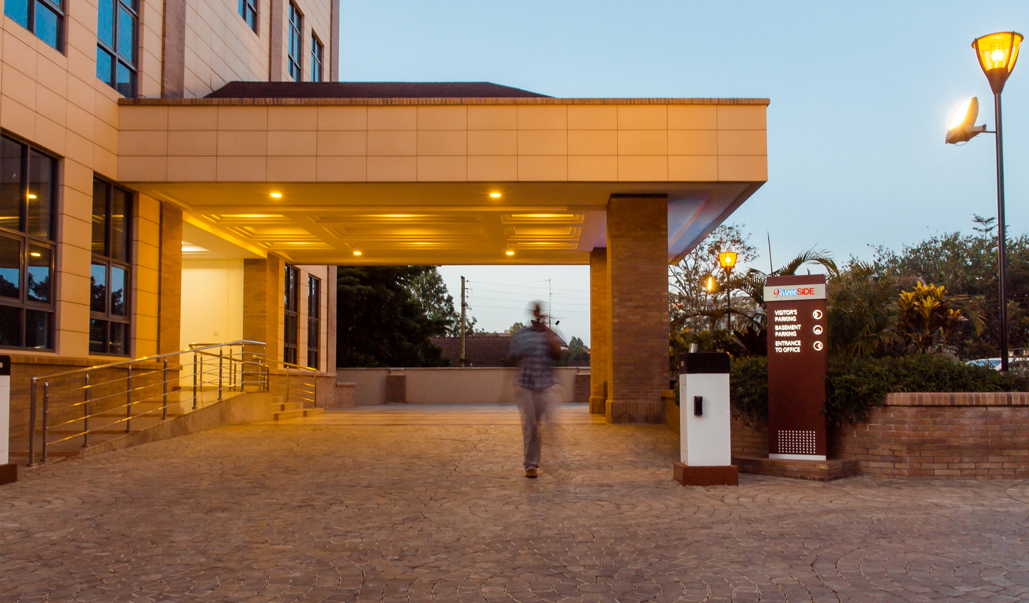 9 Riverside – Design Partnership